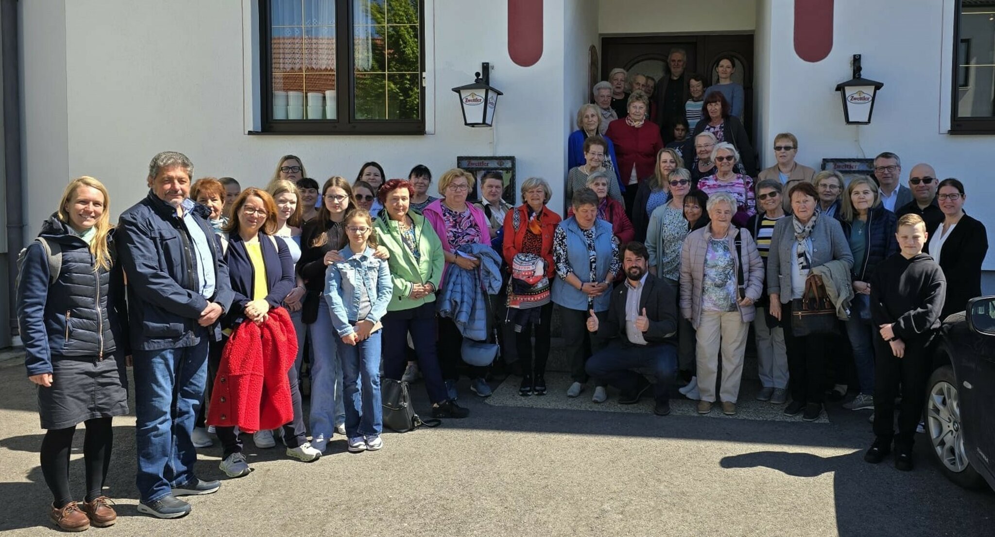 Gemeinsamer Ausflug: Glinzendorfer Mütter werden gefeiert - Gänserndorf