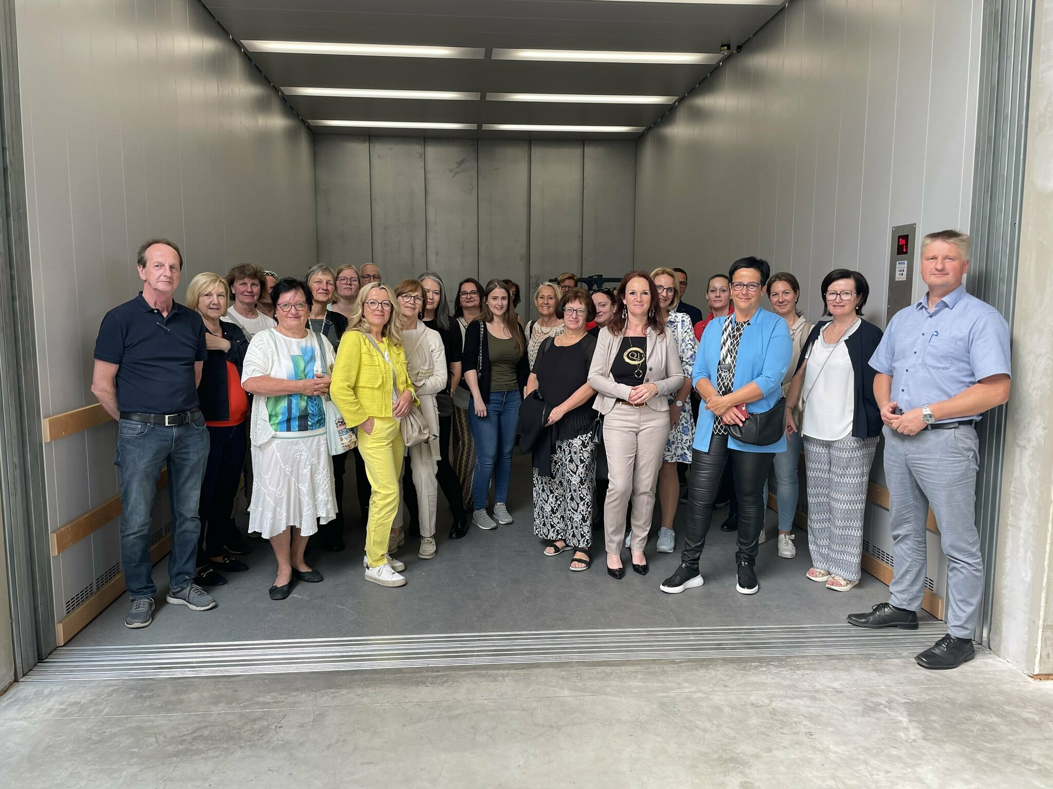 Frau in der Wirtschaft: Firma Weigl lässt hinter die Fassade blicken ...