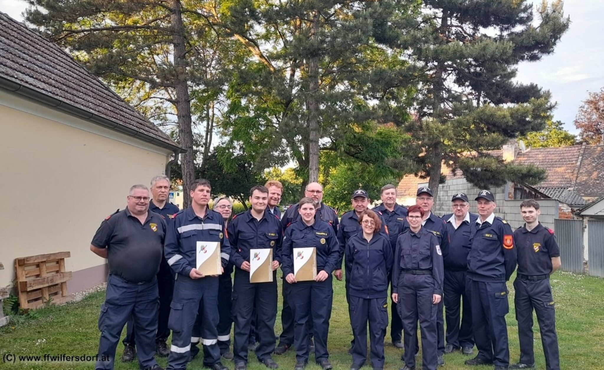 Zwei Kameraden bestanden Feuerwehrmatura: Prüfung zum Goldenes ...