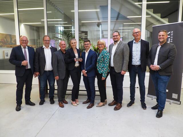 Firmeneröffnung: Tischlerei Pachner: 70 Jahre Erfahrung in neuem Glanz ...