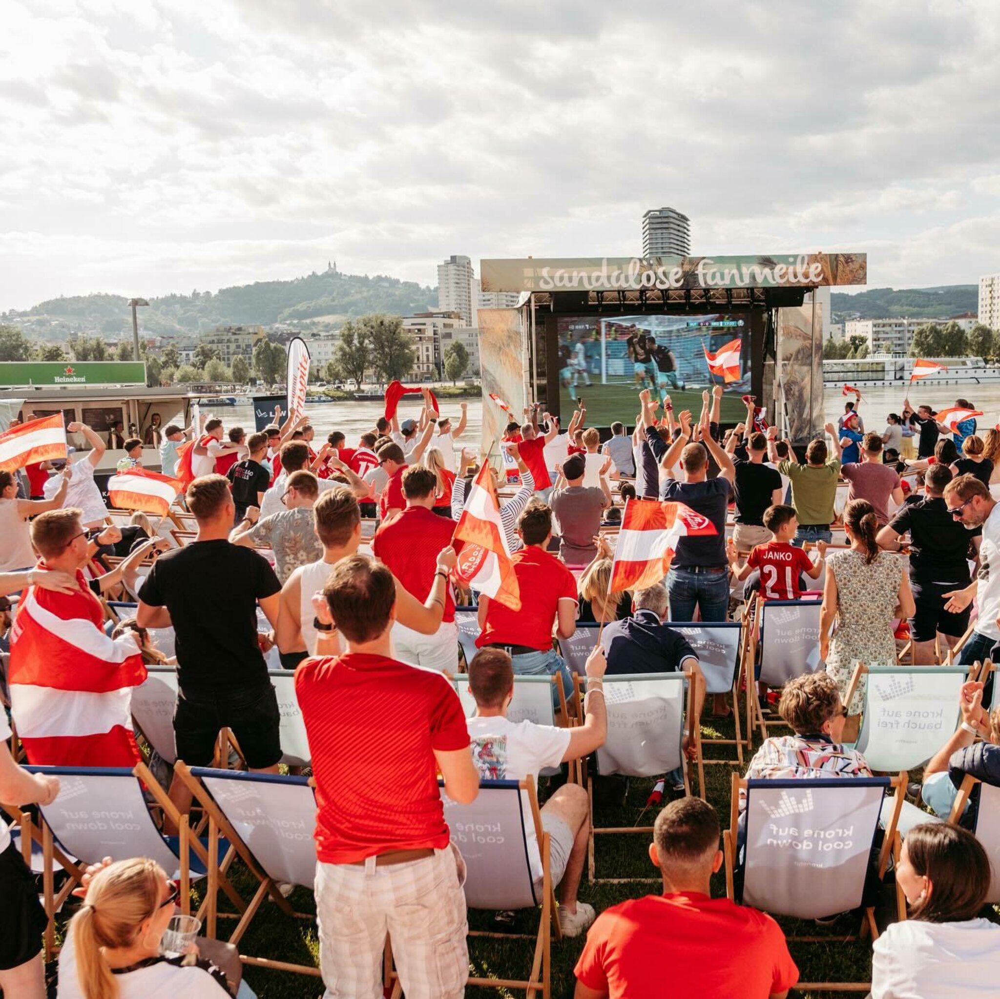 Public Viewing: Hier kann man in Linz gemeinsam bei der Fußball-EM ...