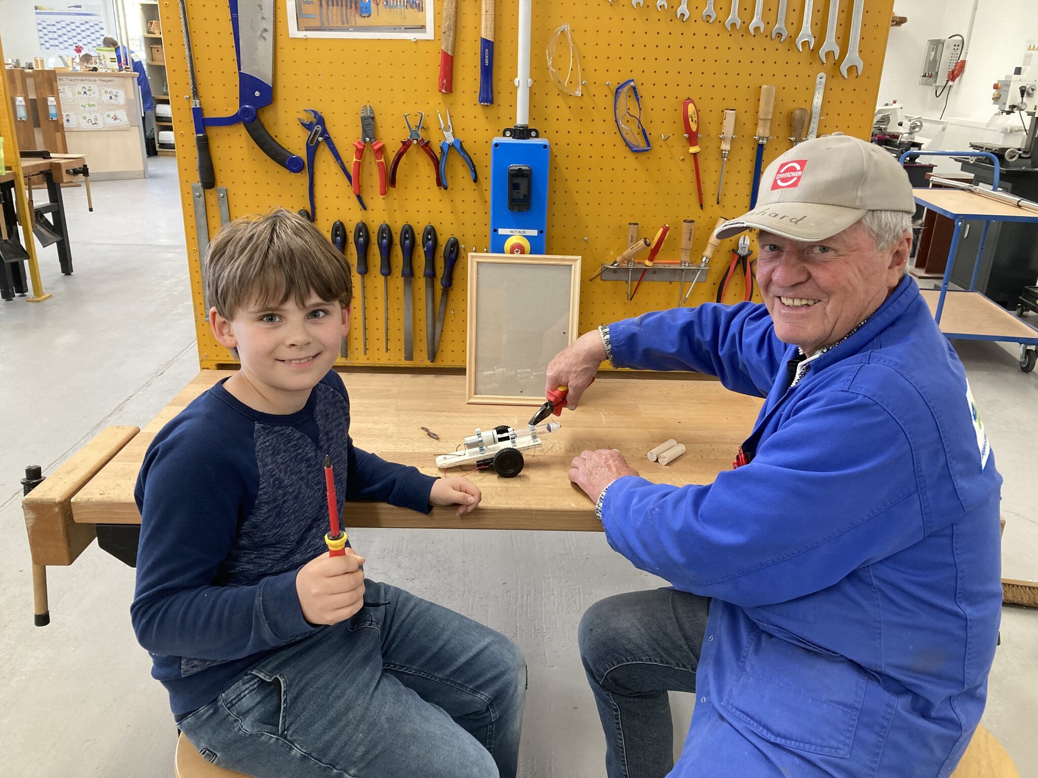 Handwerk für Kinder: Das coolste Technikhaus im ländlichen Österreich ...