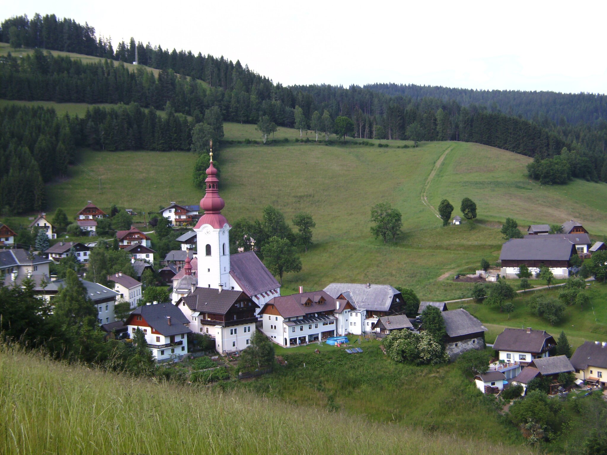 Nachhaltige Gemeinde Albeck: Wo Naturerlebnis auf Tradition trifft ...