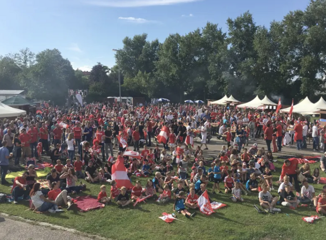 Anpfiff zur Euro im Bezirk: Public Viewing und Fanmeile in Schwechat ...