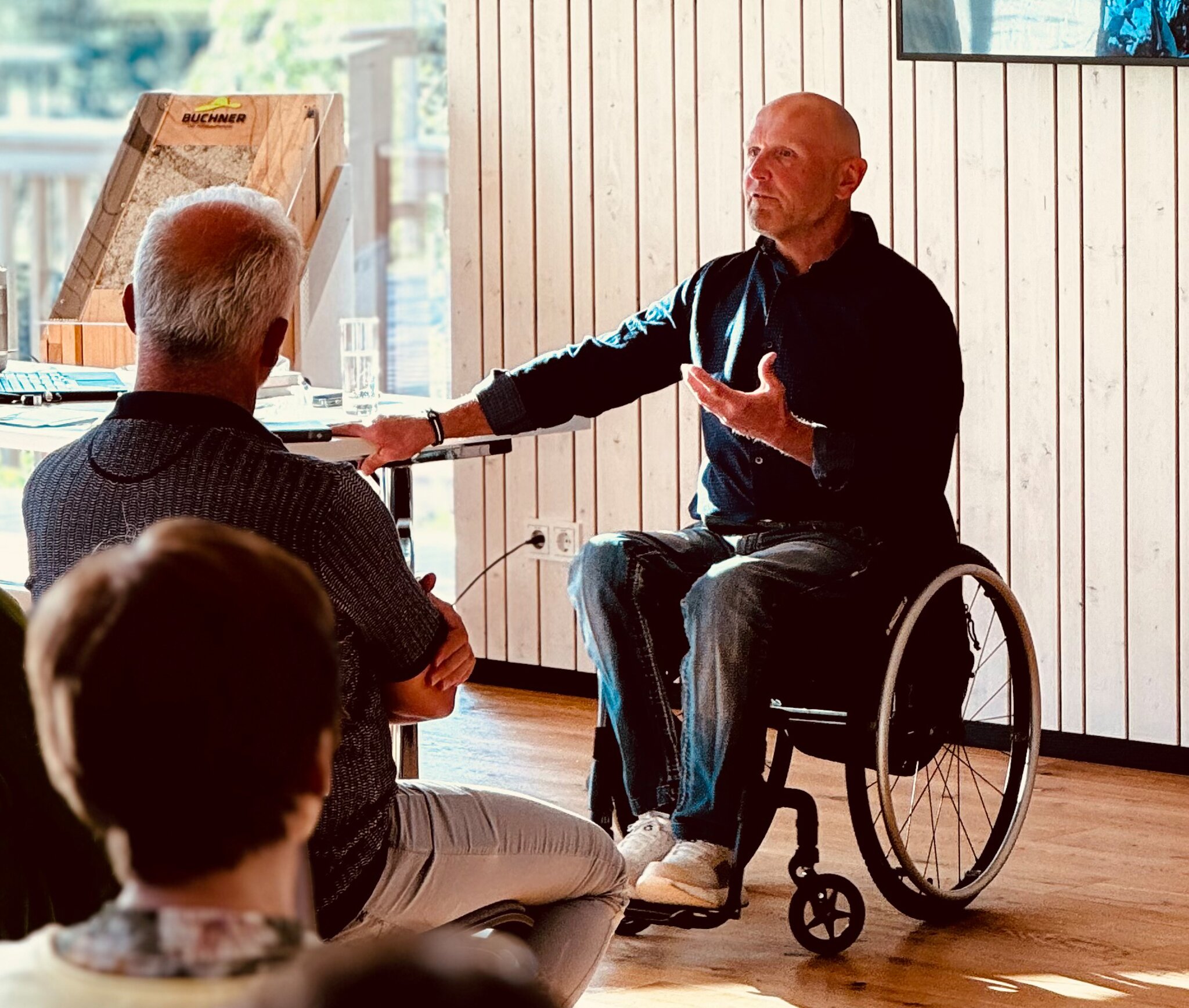 Barrierefreiheit: Walter Ablinger war zu Gast beim 99. Buchner ...