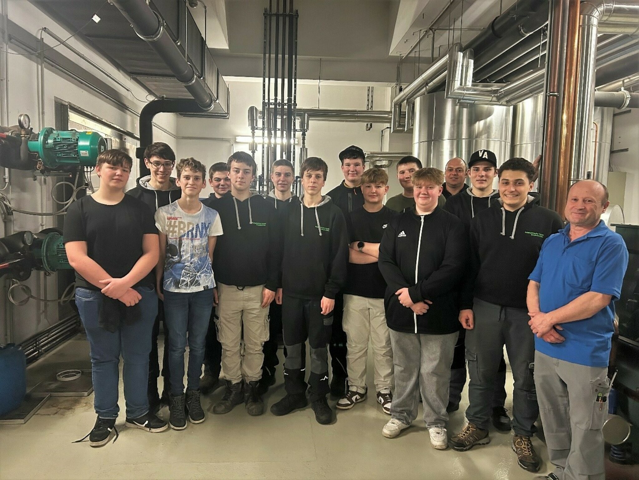 Amstetten/Waidhofen: "POLY goes LK": Waidhofner Poly-Schüler auf Exkursion im Klinikum ...