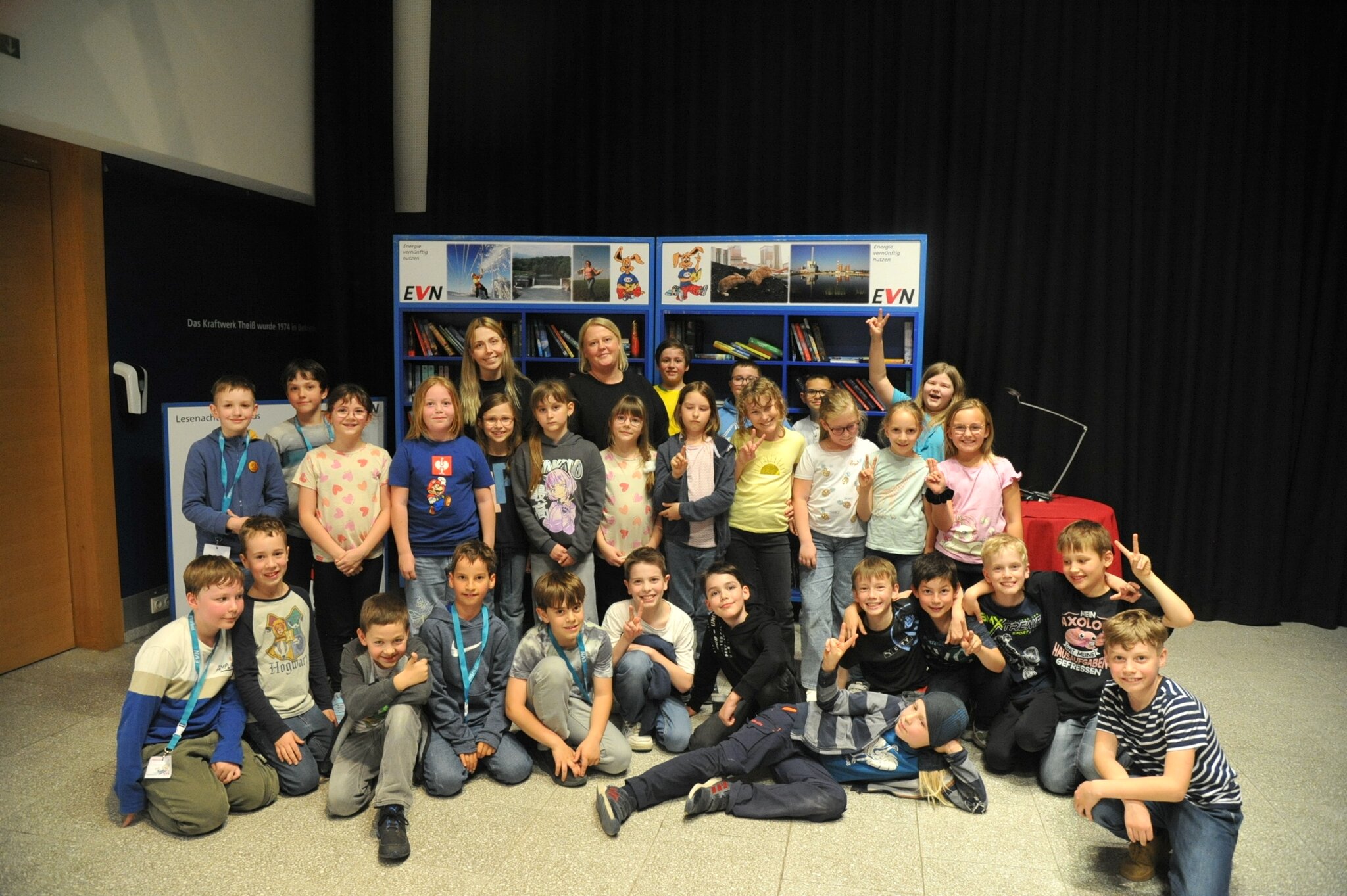 Volksschule Asperhofen: Zu besuch im EVN Wärmekraftwerk Theiß ...