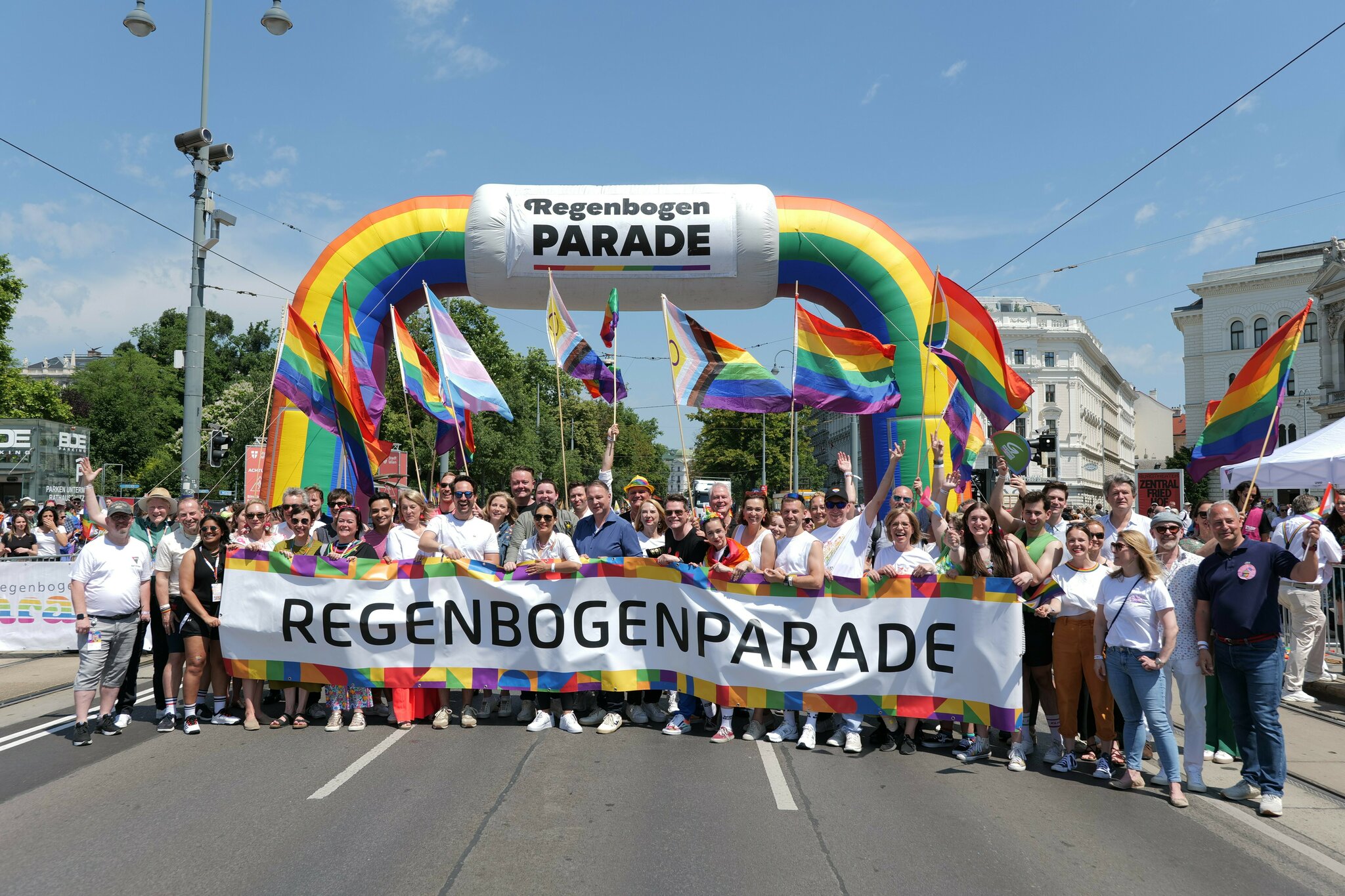 Vienna Pride: "Regenbogenparade ist eine Demonstration der ganzen Stadt ...