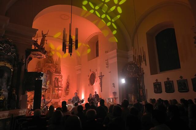Lange Nacht der Kirchen 2024: Pop Rock Heaven 2.0 in der Stadtpfarrkirche Jennersdorf - Jennersdorf