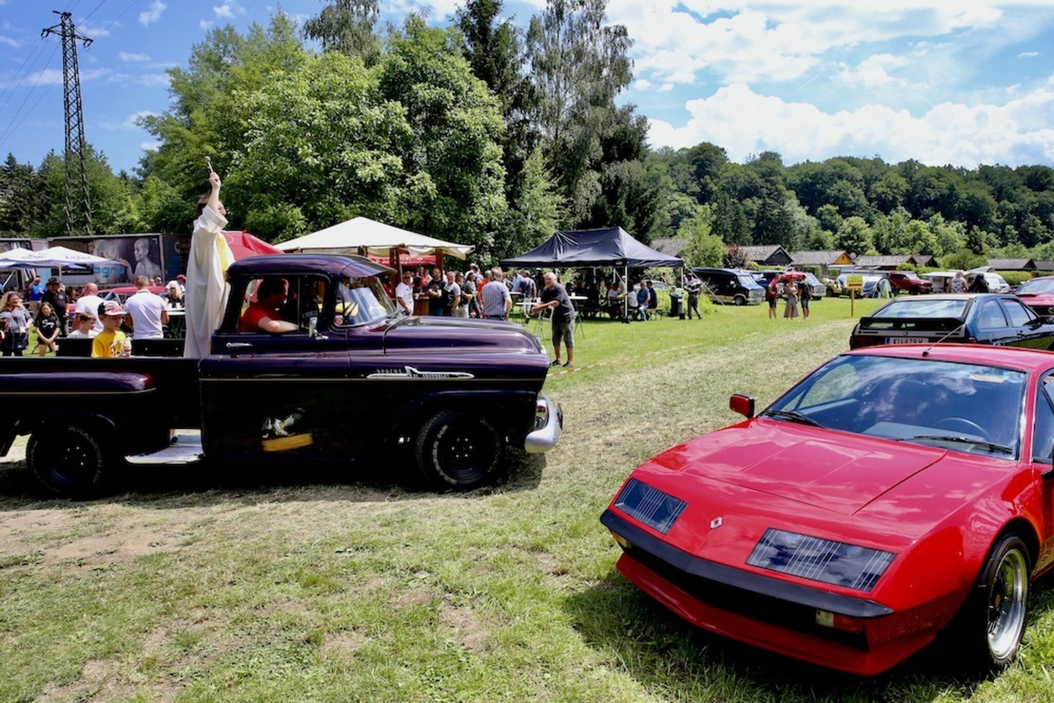Autoszene: Tolle Stimmung beim Willis Oldtimer und US-Car Treffen - Steyr & Steyr Land