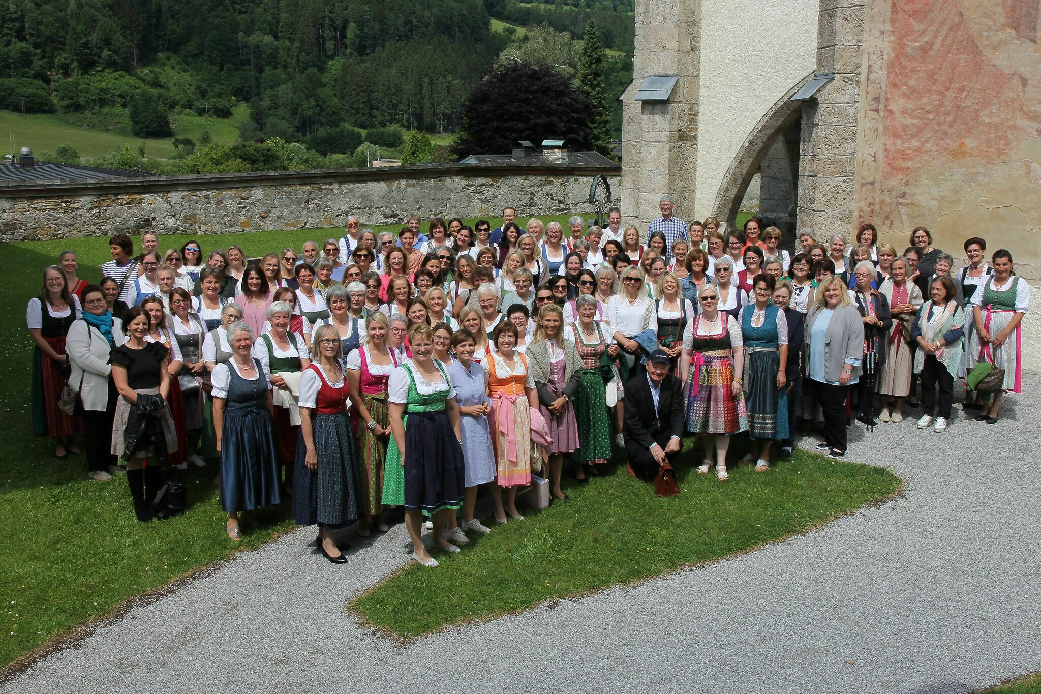 Pfarrsekretärinnen in Pfarrwerfen: Seit drei Jahrzehnten „Nahe bei den ...