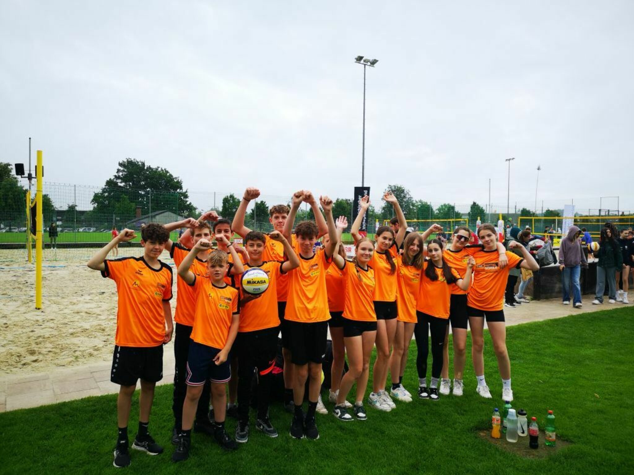 Beachvolleyball und Fußball: MS Bad Schwanberg auf Sand und am Rasen im ...