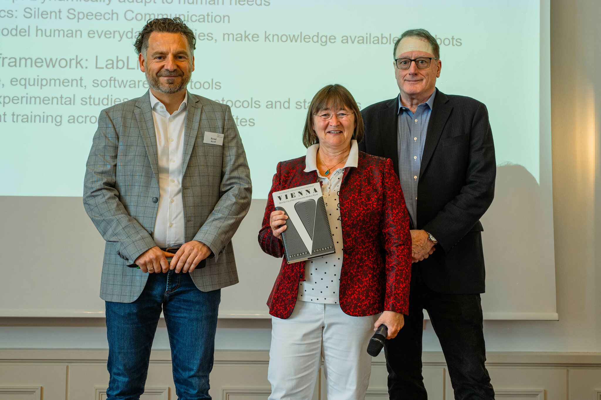 FH Campus Steyr: Internationale Experten diskutieren die Zukunft der ...