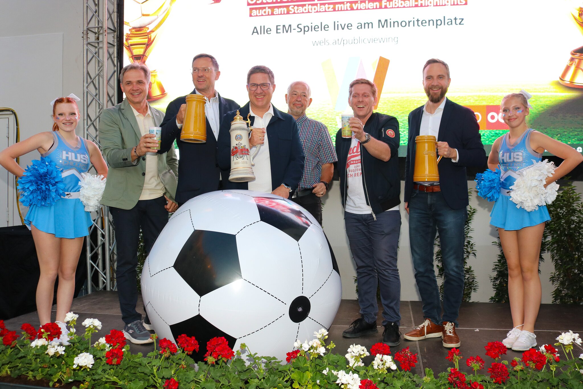 Bildergalerie: Public Viewing in Wels 2024 - Wels & Wels Land