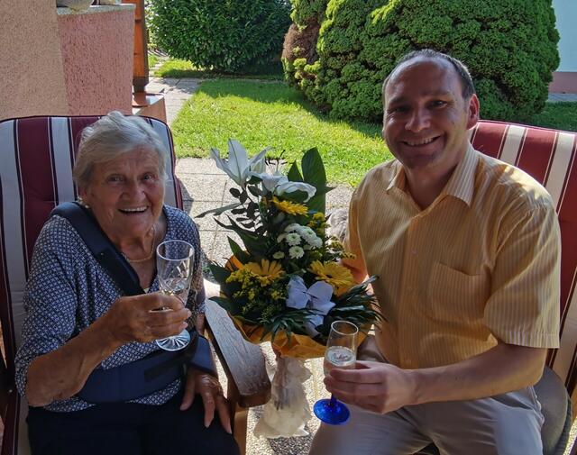 Leute: Gratulation zum 90. Geburtstag in Maria Ellend - Bruck an der Leitha