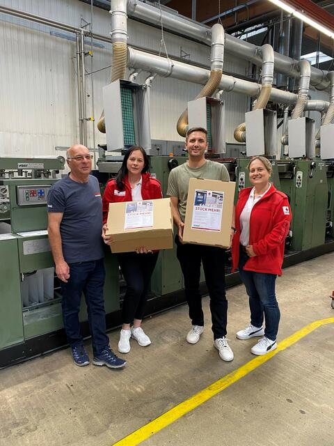 Spende: Vendo hilft Rot-Kreuz-Markt mit Warenspende - Vöcklabruck