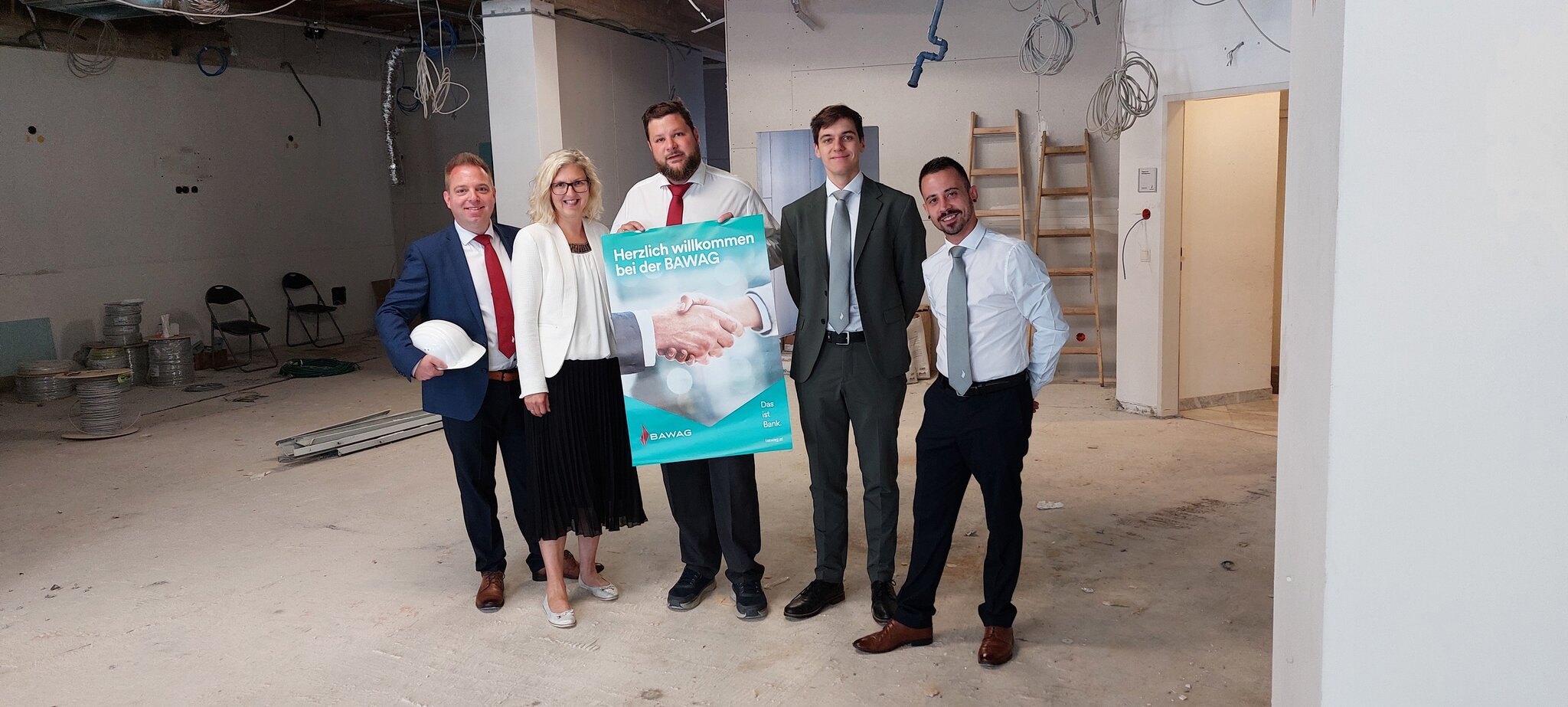 Mehr Service im neuen Design: BAWAG modernisiert ihre Filiale Oberwart ...