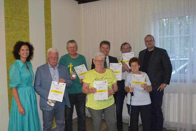 Generalversammlung: Raiffeisenbank Vitis mit besten Ergebnis aller ...