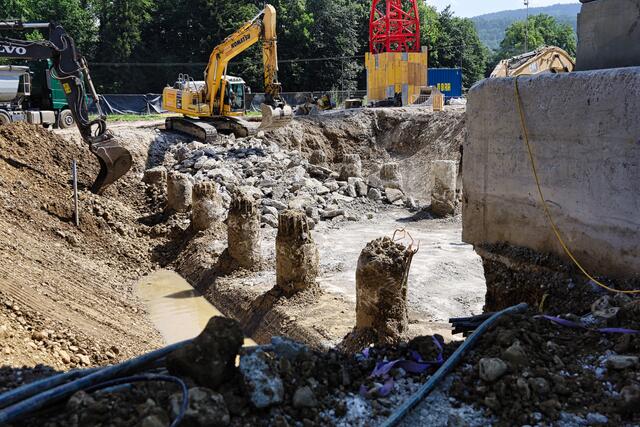 Baustellenbesichtigung an der Westautobahn: HTL1 Linz: Packende ...