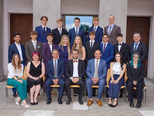 Reifeprüfung bestanden: Dachsberg-Schüler haben Matura in der Tasche ...