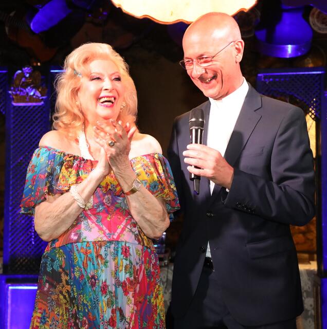 Marchfelderhof in Deutsch-Wagram: Opernsängerin Birgit Sarata lud zu ...