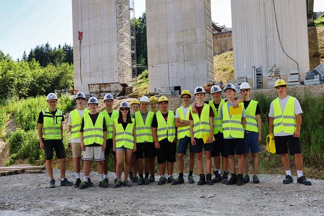 Baustellenbesichtigung an der Westautobahn: HTL1 Linz: Packende ...