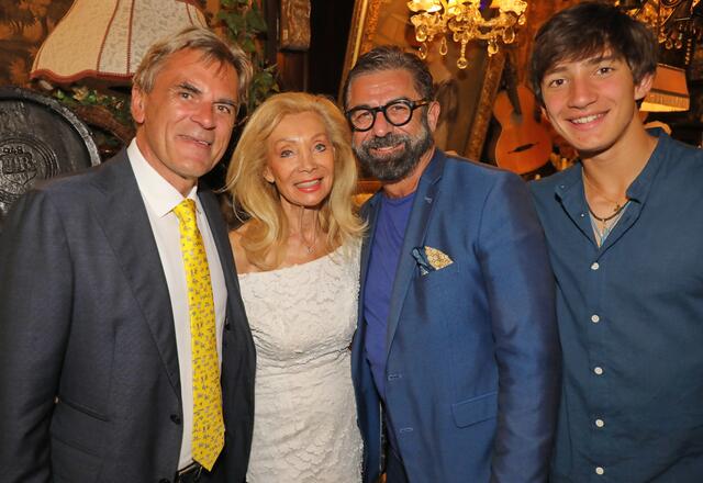 Marchfelderhof in Deutsch-Wagram: Opernsängerin Birgit Sarata lud zu ...