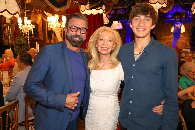 Marchfelderhof in Deutsch-Wagram: Opernsängerin Birgit Sarata lud zu ...