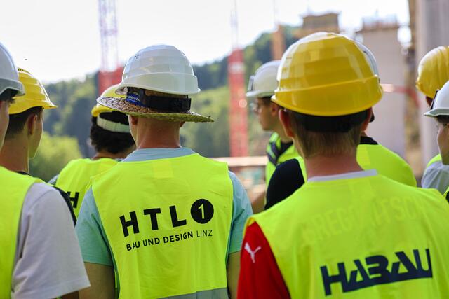 Baustellenbesichtigung an der Westautobahn: HTL1 Linz: Packende ...