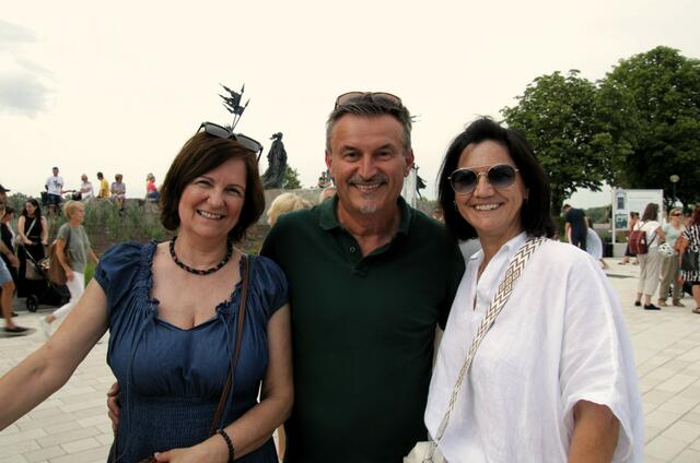 Eröffnung des Nibelungenplatzes: Platz da, Tullnerinnen und Tullner ...