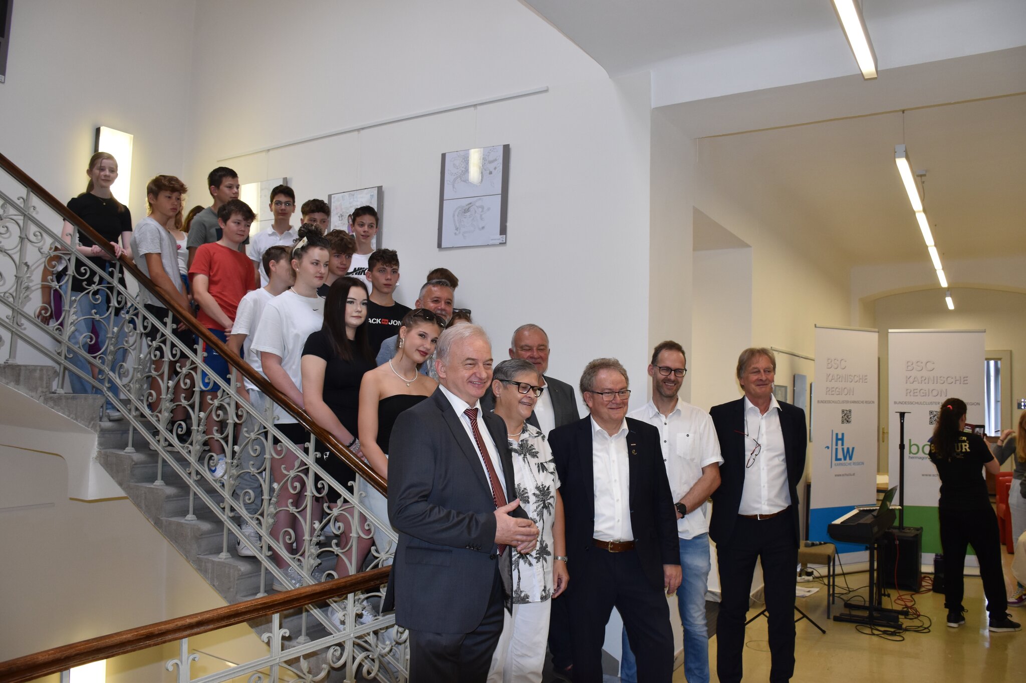 Schülergalerie: Junge Kunst in der BH Hermagor - Gailtal