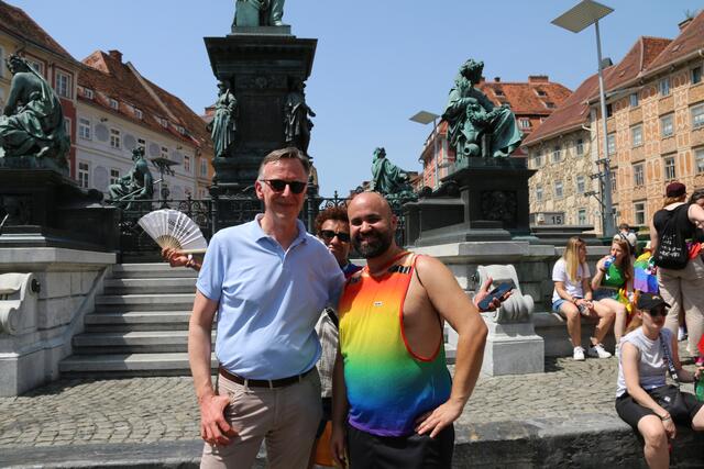 CSD-Parade Graz: Tausende feierten im Zeichen der Vielfalt und Toleranz ...