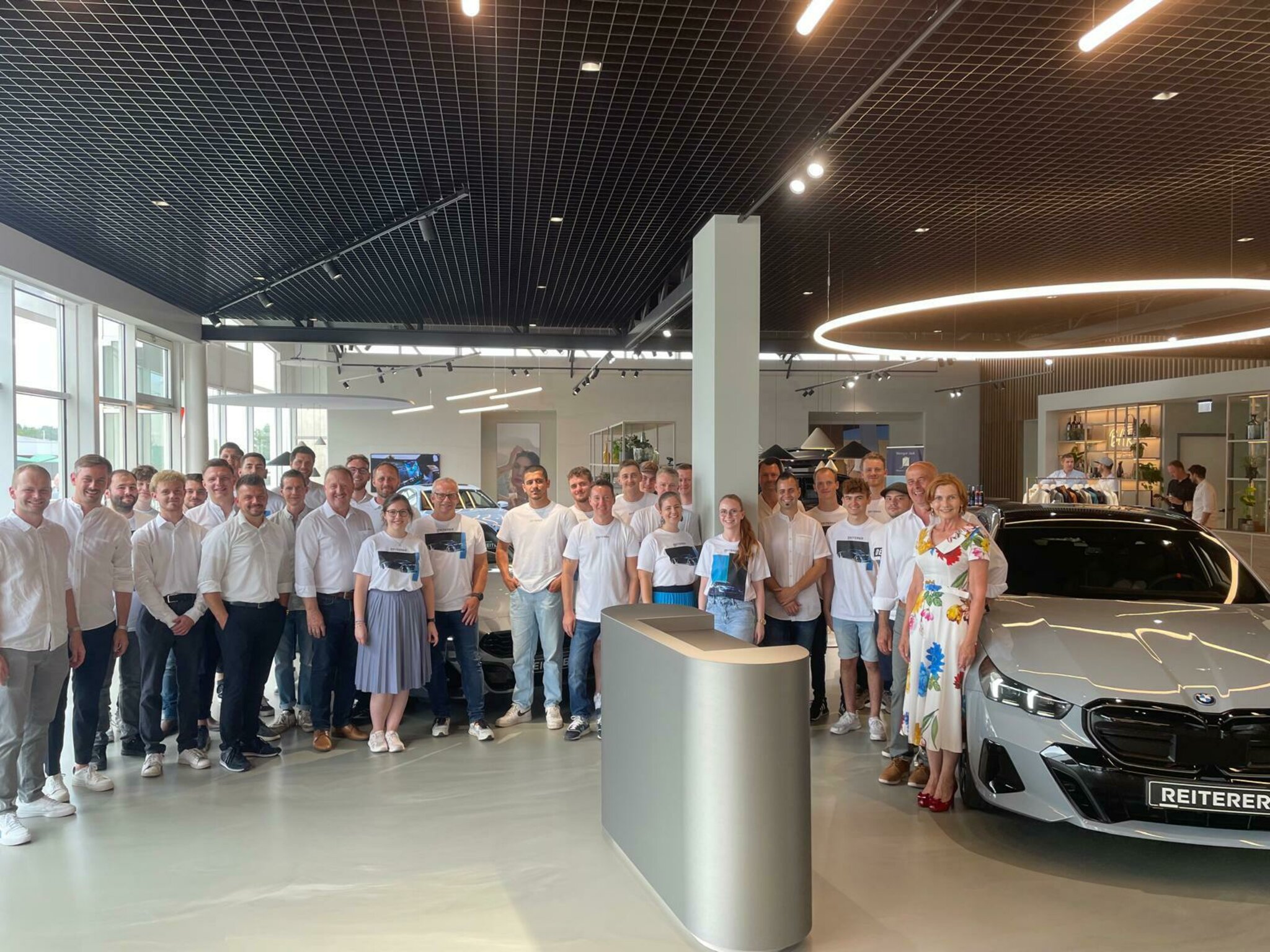 In Deutschlandsberg: Neuer Schauraum des Autohauses Reiterer eröffnet ...