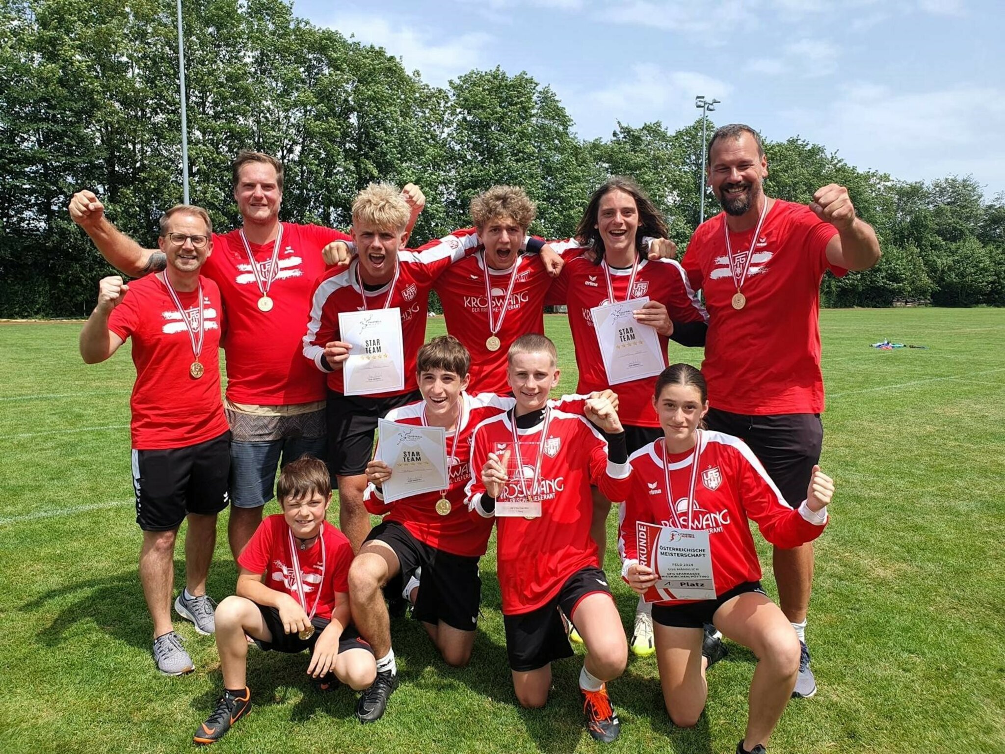 Faustball: U16 krönt sich zum Staatsmeister, U18 weiblich holt Silber ...