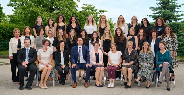 Bildergalerie: Schüler aus dem Bezirk Braunau feiern ihren Abschluss ...