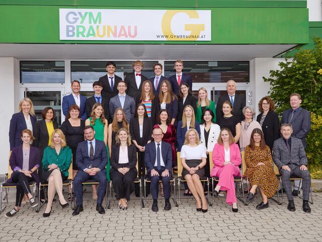 Bildergalerie: Schüler aus dem Bezirk Braunau feiern ihren Abschluss ...