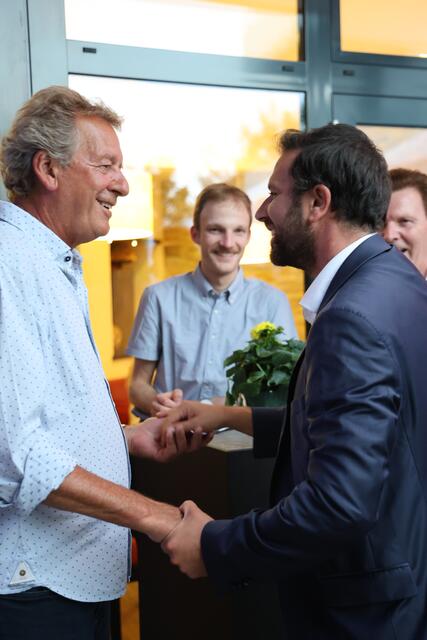 AK Sommerfest: Petrus und AK-Präsident Zangerl in Sommerlaune - Innsbruck
