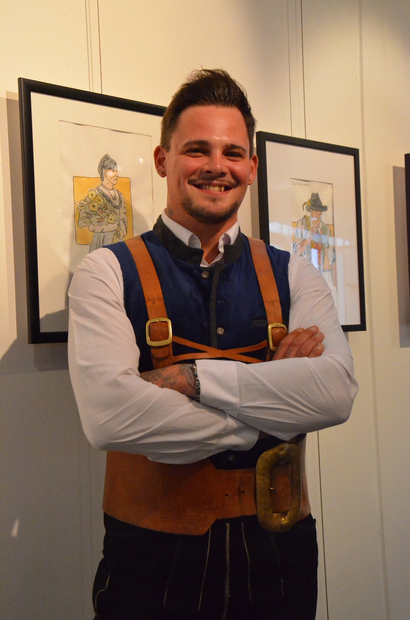 Telfs: Vernissage Jakob Auer: Alpenräumische TrachtenpAUER - Vernissage im Noaflhaus - Telfs