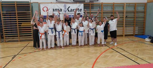 Staatsmeisterschaft im Vollkontakt Karate: 8 Medaillen für Oyama Karate ...