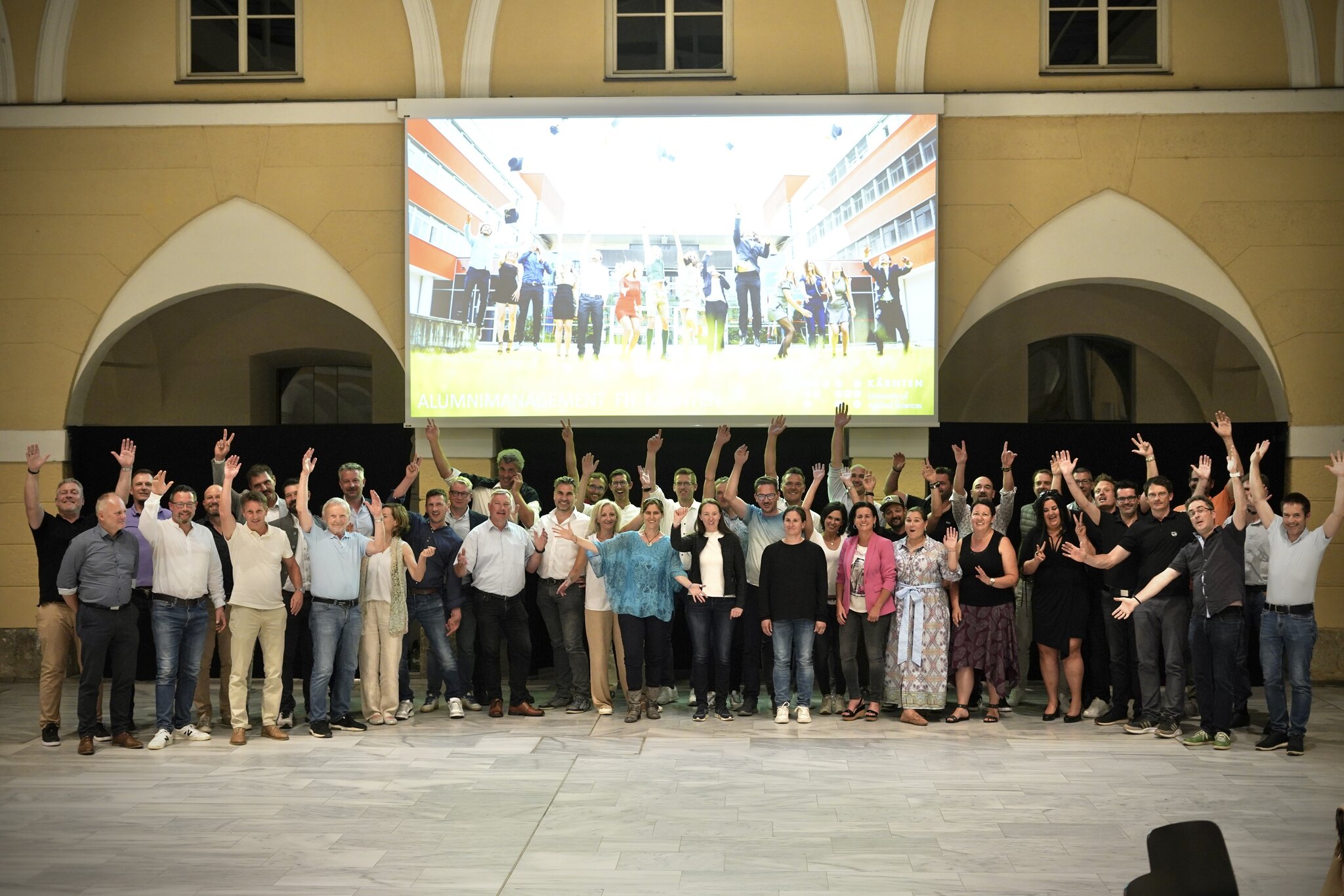 Wiedersehen nach 20 Jahren: Absolventen der FH trafen sich in Spittal ...