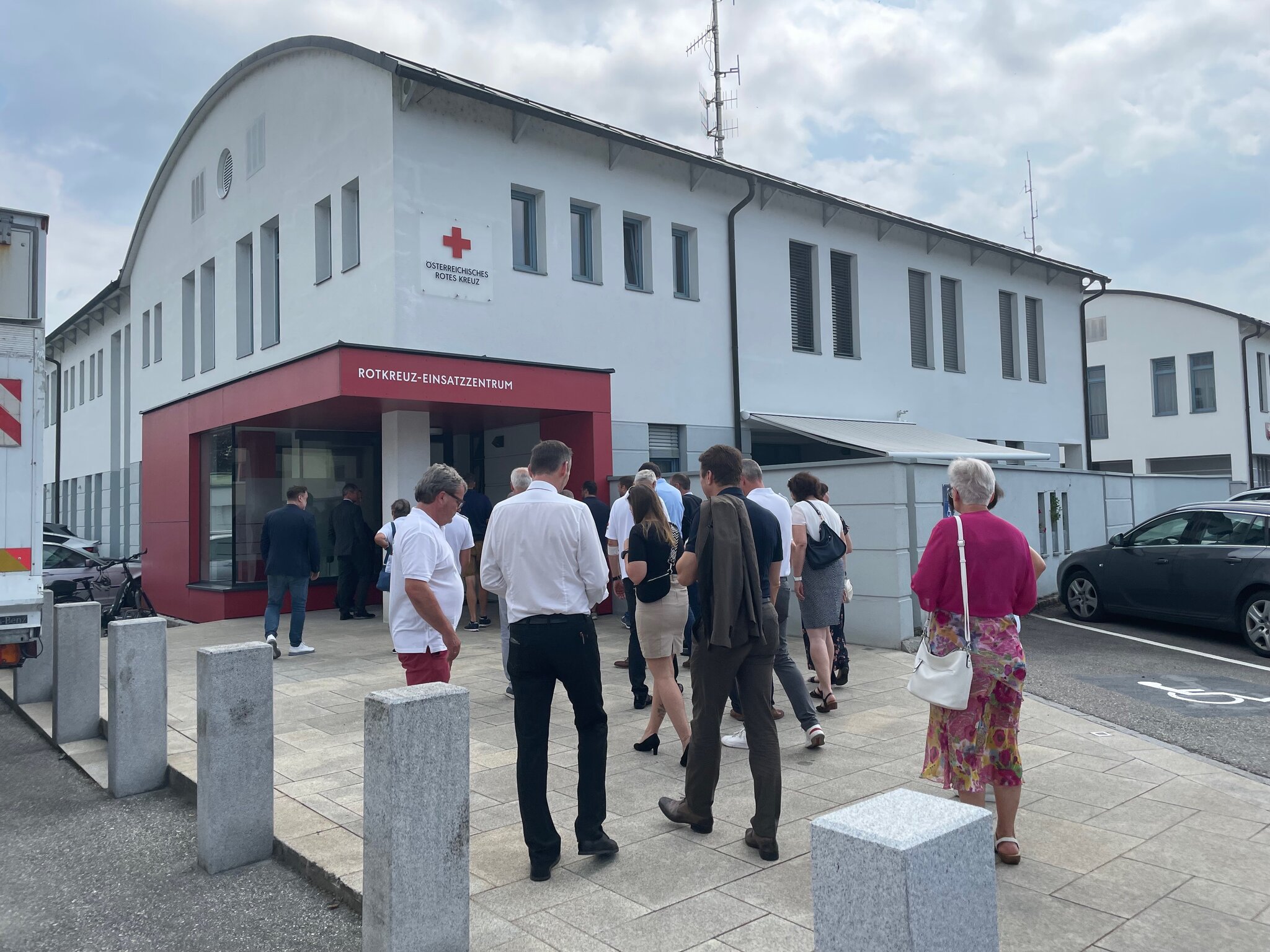 Einweihungsfest in Perg: Rotes Kreuz zeigte Bezirks- und Ortsstelle ...