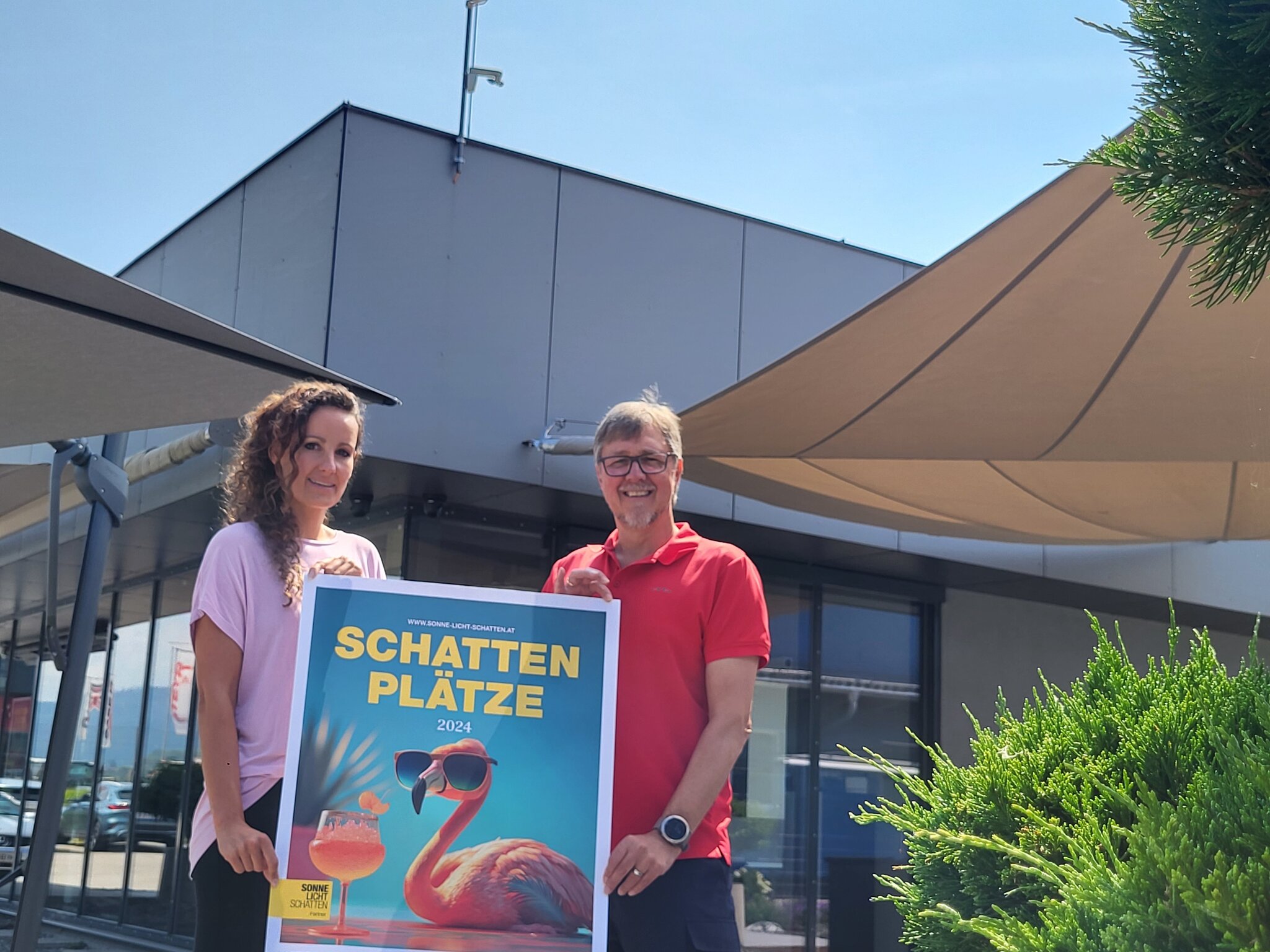 Die Vielfalt des Bauens: Schatten machen Profis wie Hellsan - Bruck an ...