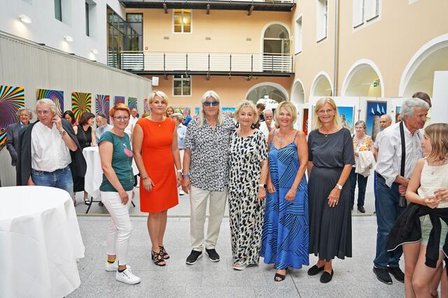 Frank Peter Hofbauer bei "Shapes&Lines": Brucker Künstler stellt nun ...