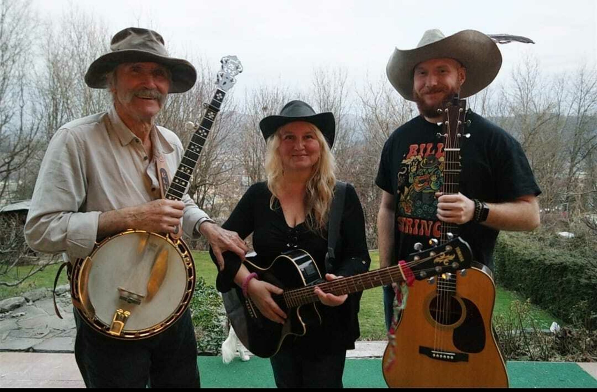 Livemusik und Grillerei: Im Kreuzwirt-Hof gibt's Countrymusik - Feldkirchen