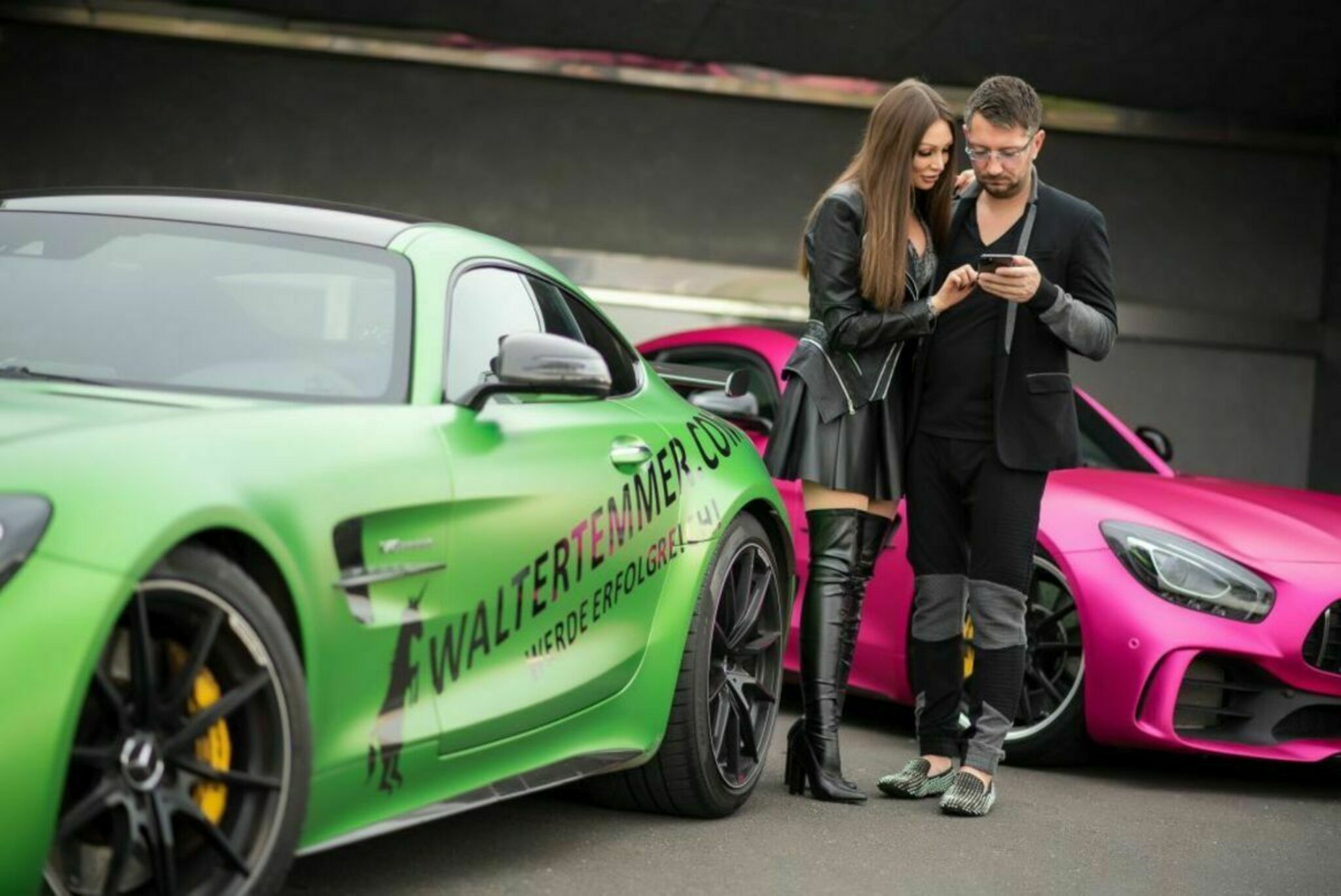 Neuer Park eröffnet: Die Temmers bauen wieder Garagenparkplätze - Leibnitz