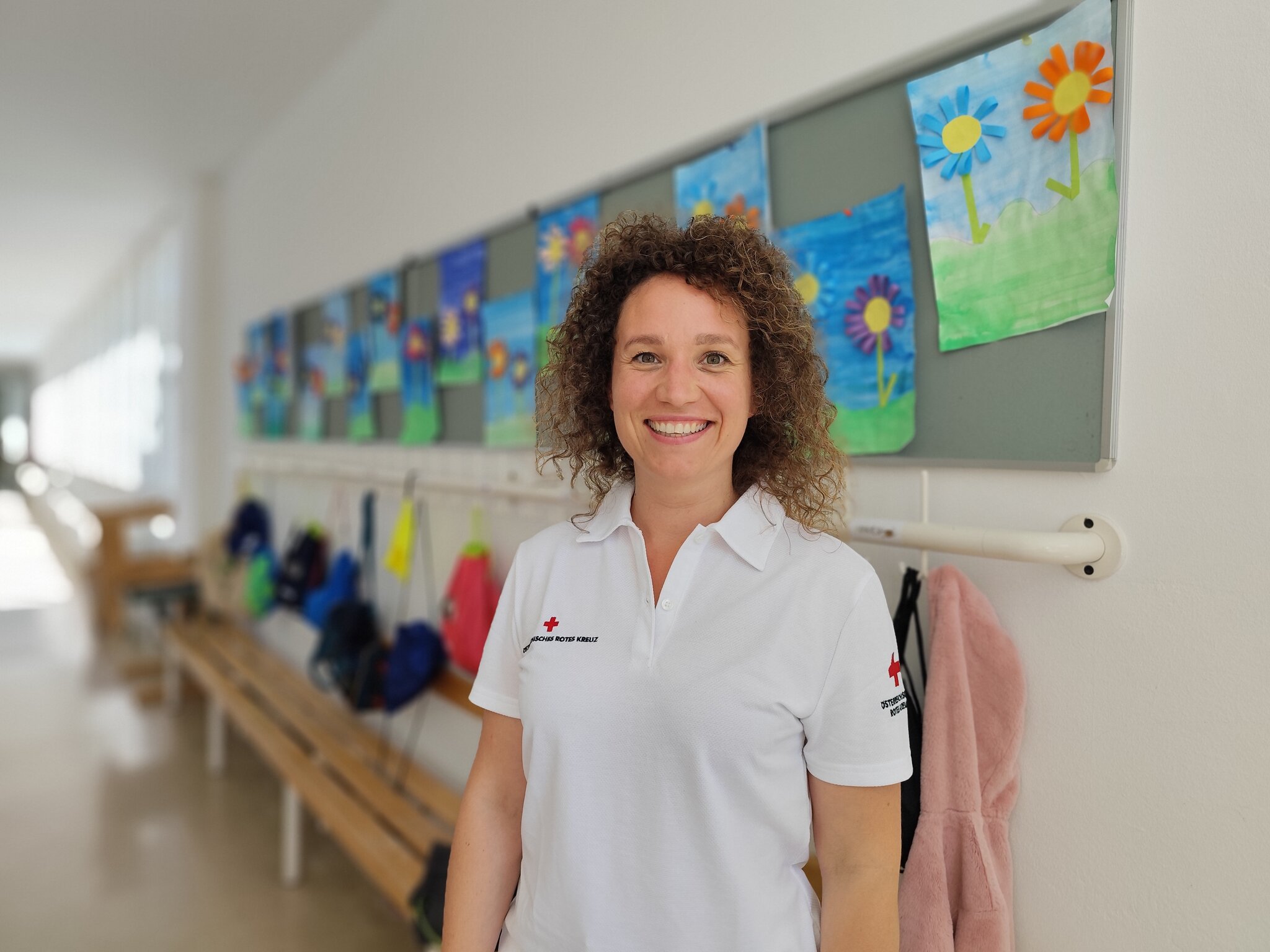 Katharina Karl: „Als Rotkreuz-Lesecoach ist man Seelsorger, Zuhörer und ...