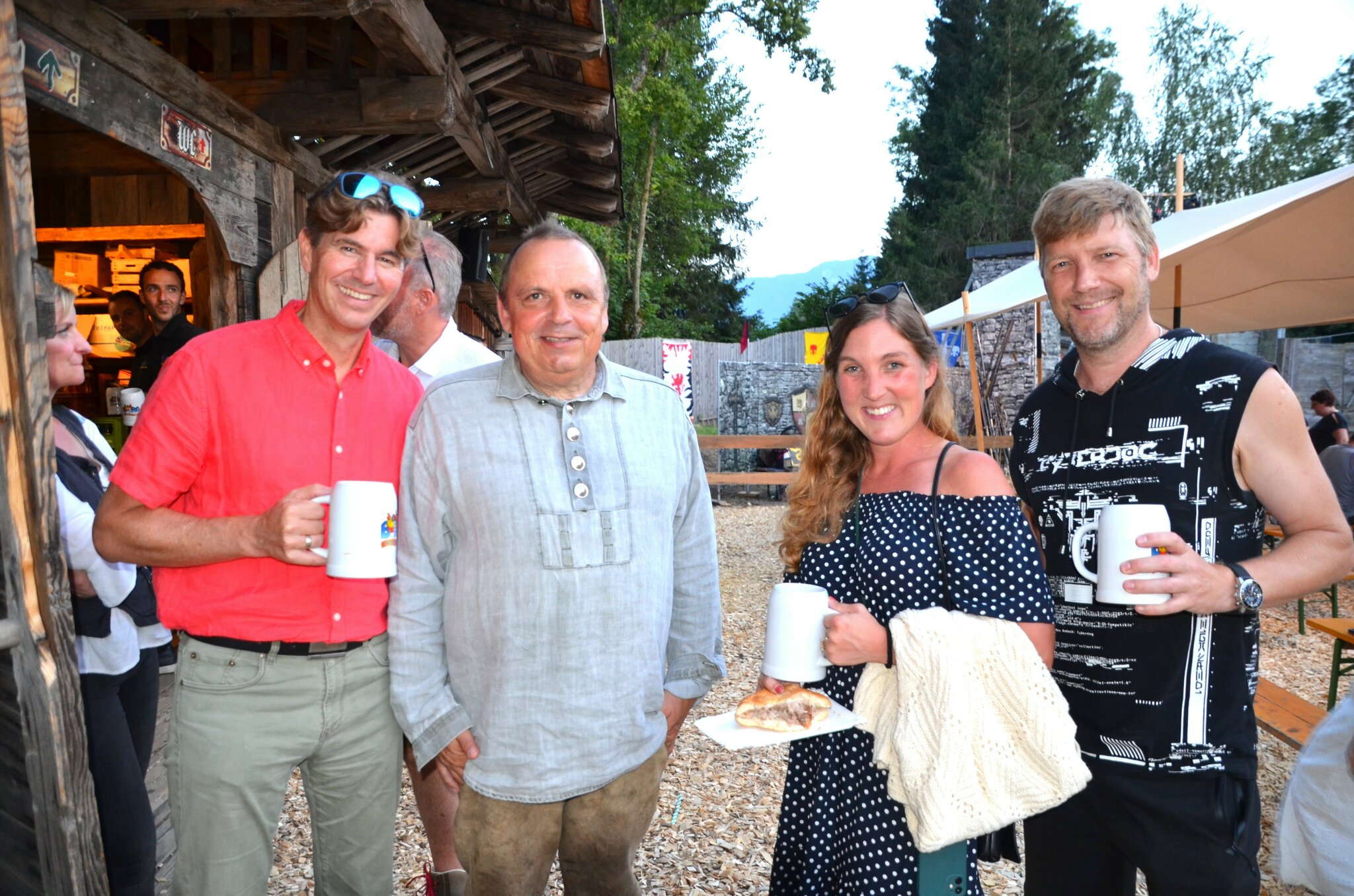 Ritterspiele auf Burg Sommeregg: Mittelalter in Seeboden zurückgekehrt ...