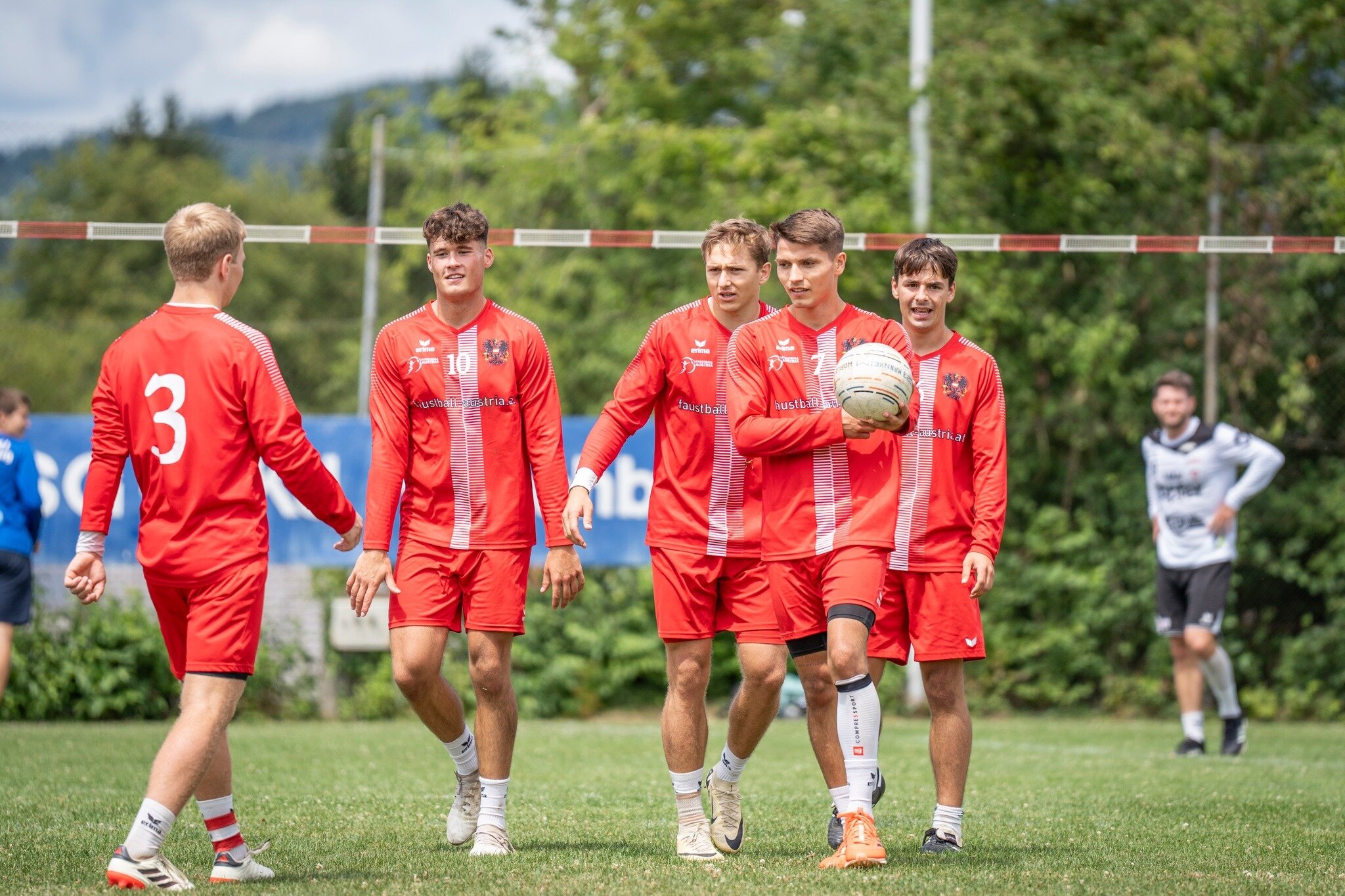 Ein Laaer mit dabei: Faustball Team Austria U21 ist Europameister ...