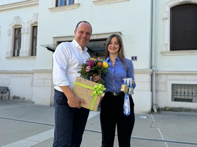 Billard-Medaillen: Gleisdorf gratulierte dreifacher EM-Gewinnerin Lena ...