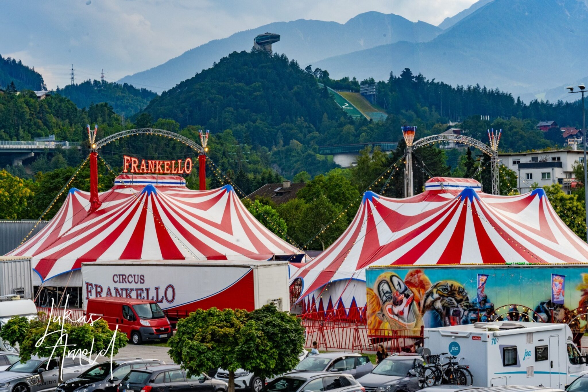 Für die ganze Familie: Circus Frankello entführt Innsbruck in eine Welt ...